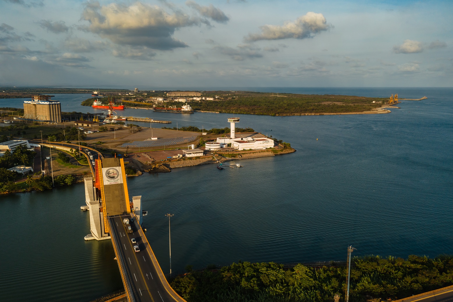 Puente Albatros Baluarte Del Desarrollo Del Puerto De LÁzaro CÁrdenas
